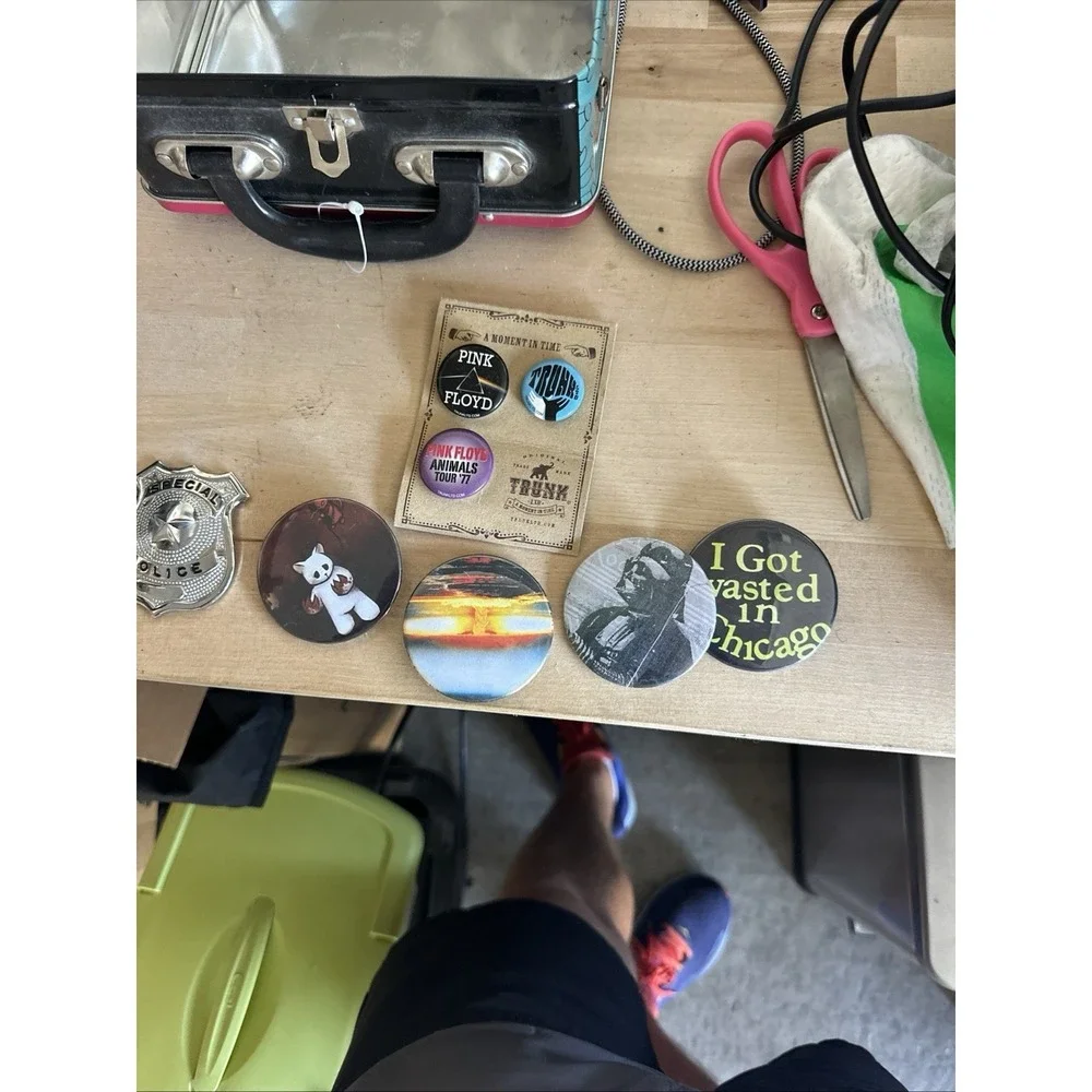 Accessories | Vintage Pinback Buttons Lot Pink Floyd Chicago Star Wars ...